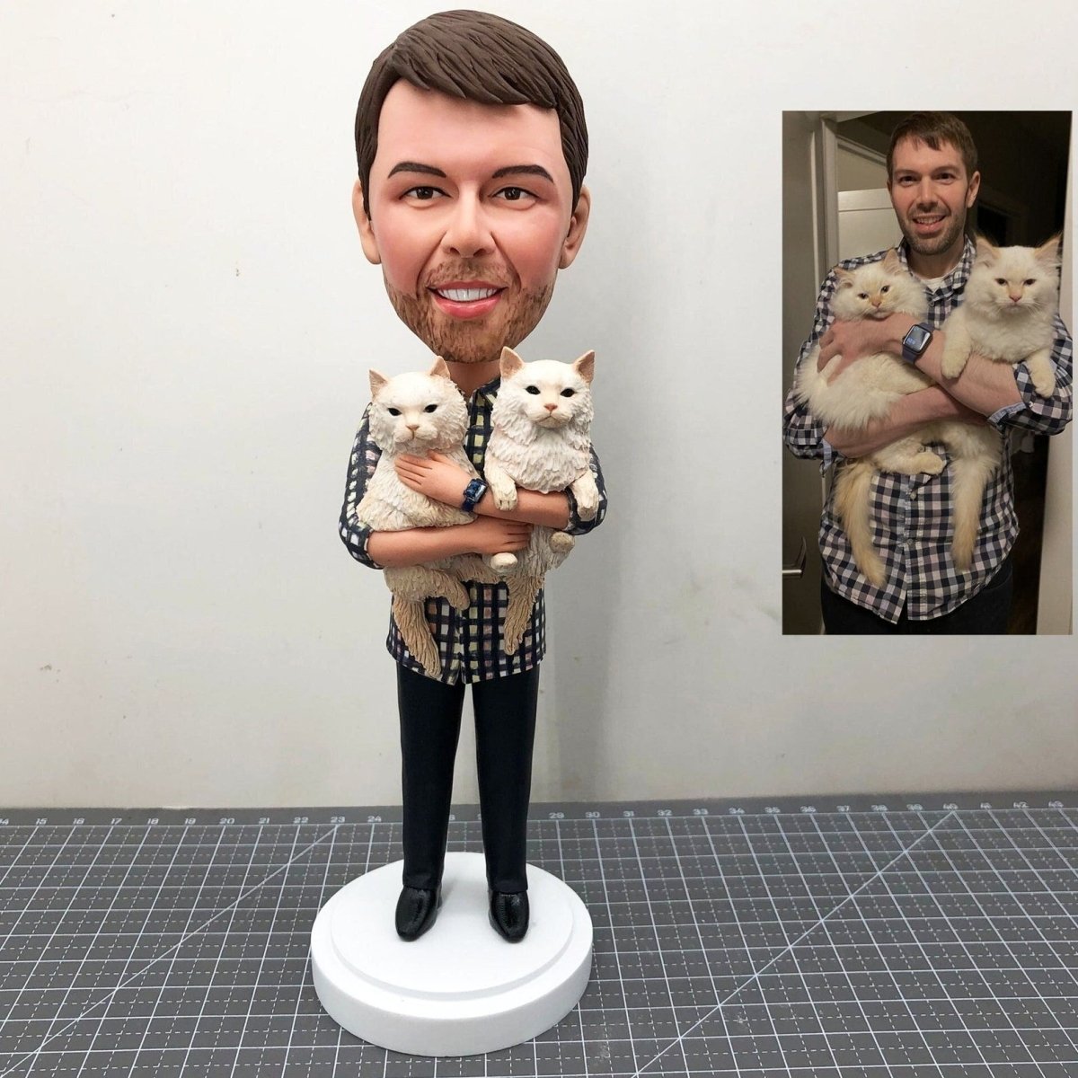 Custom man bobbleheads with 2 cats | Personalized pet bobbleheads – Get ...