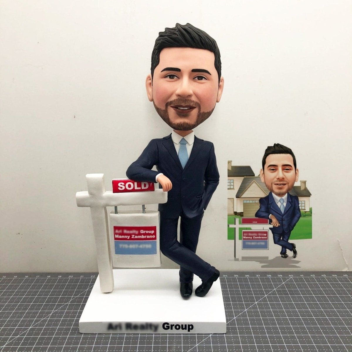 Custom Salesman and Businessman Bobblehead with Business Card Holder ...